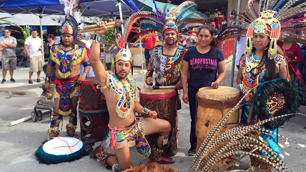 Danza Traditional Azteca - TLOKE NAHUAKE